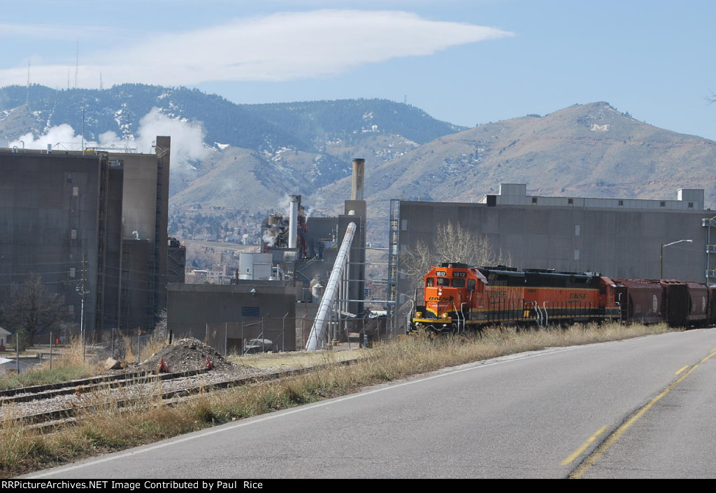 BNSF 1812 Pulling Out Of The Golden BNRF Yard